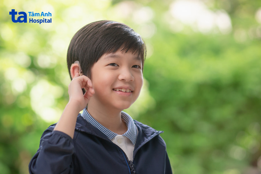 Khiếm thính là gì? Nguyên nhân, cách phát hiện và cách cải thiện