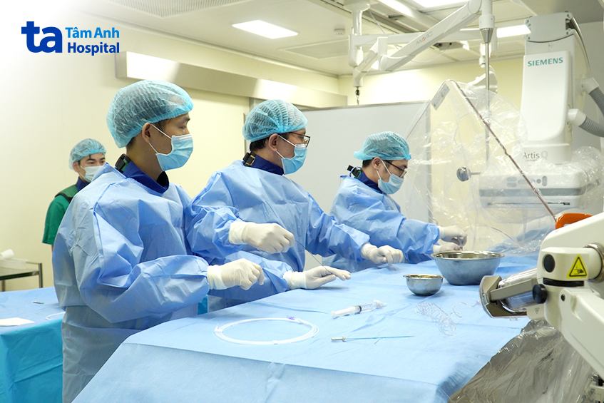 Ho máu kéo dài do phổi nhiễm nấm